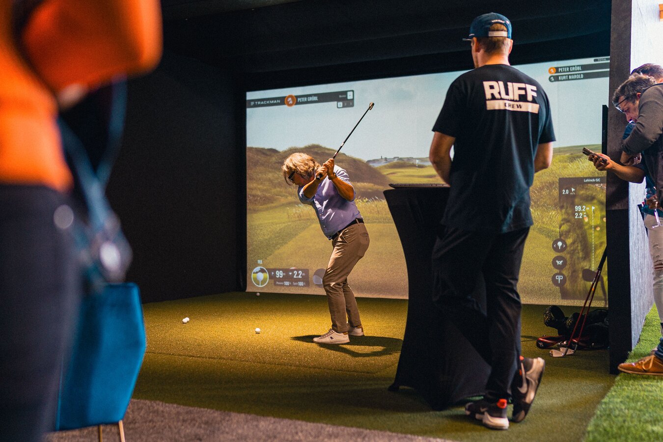 RUFF Indoor Golf Graz I Golf simulator | Sightseeing in Graz