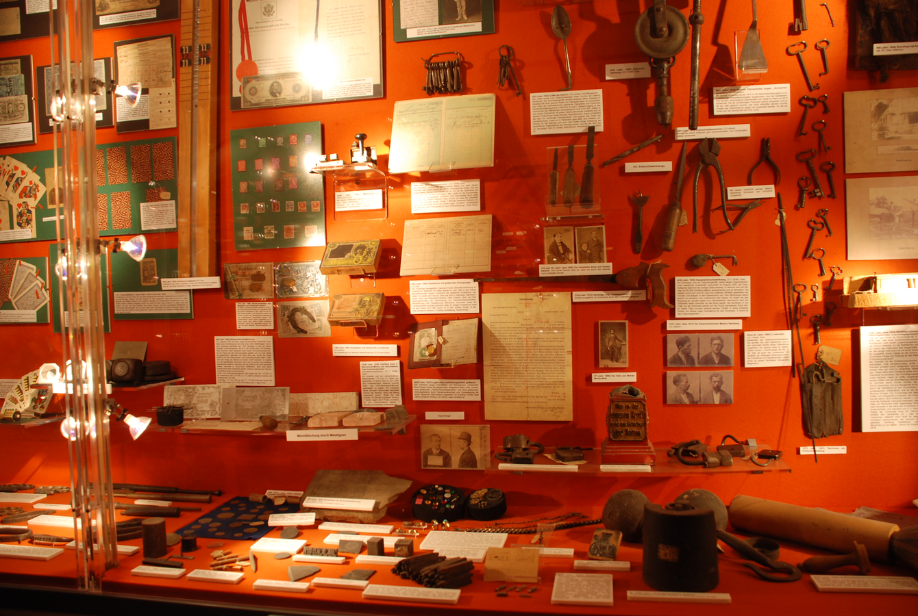 Hans Gross Museum of Criminology | Sightseeing in Graz