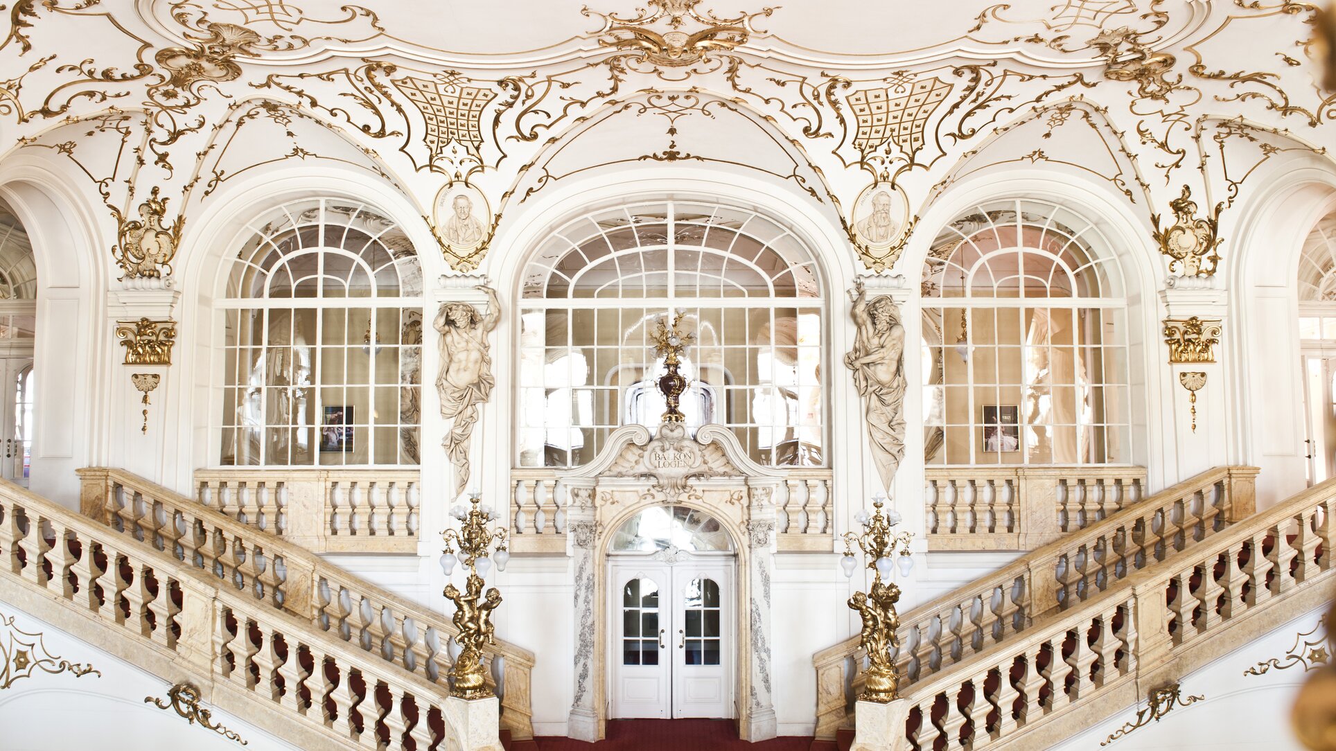 Espressokonzerte im Café Stolz in der Oper Graz I Steiermark