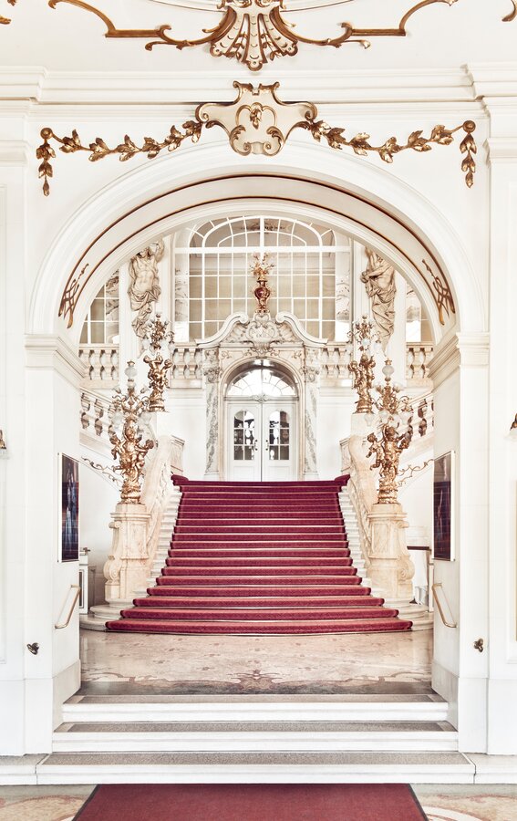 Opera House Graz | Sightseeing in Graz