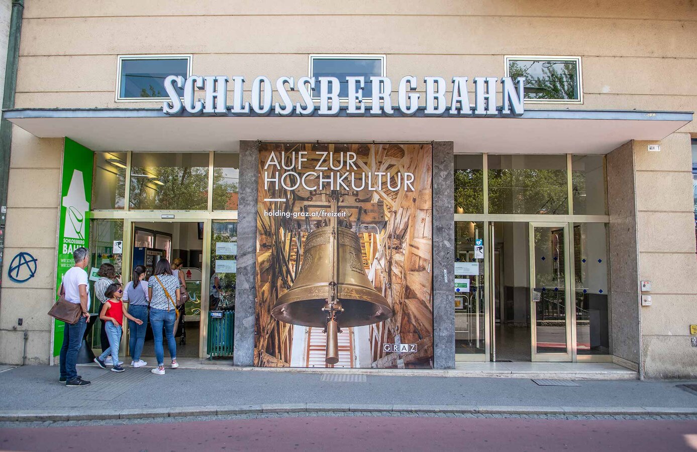 Schlossbergbahn Funicular Graz | Sightseeing in Graz